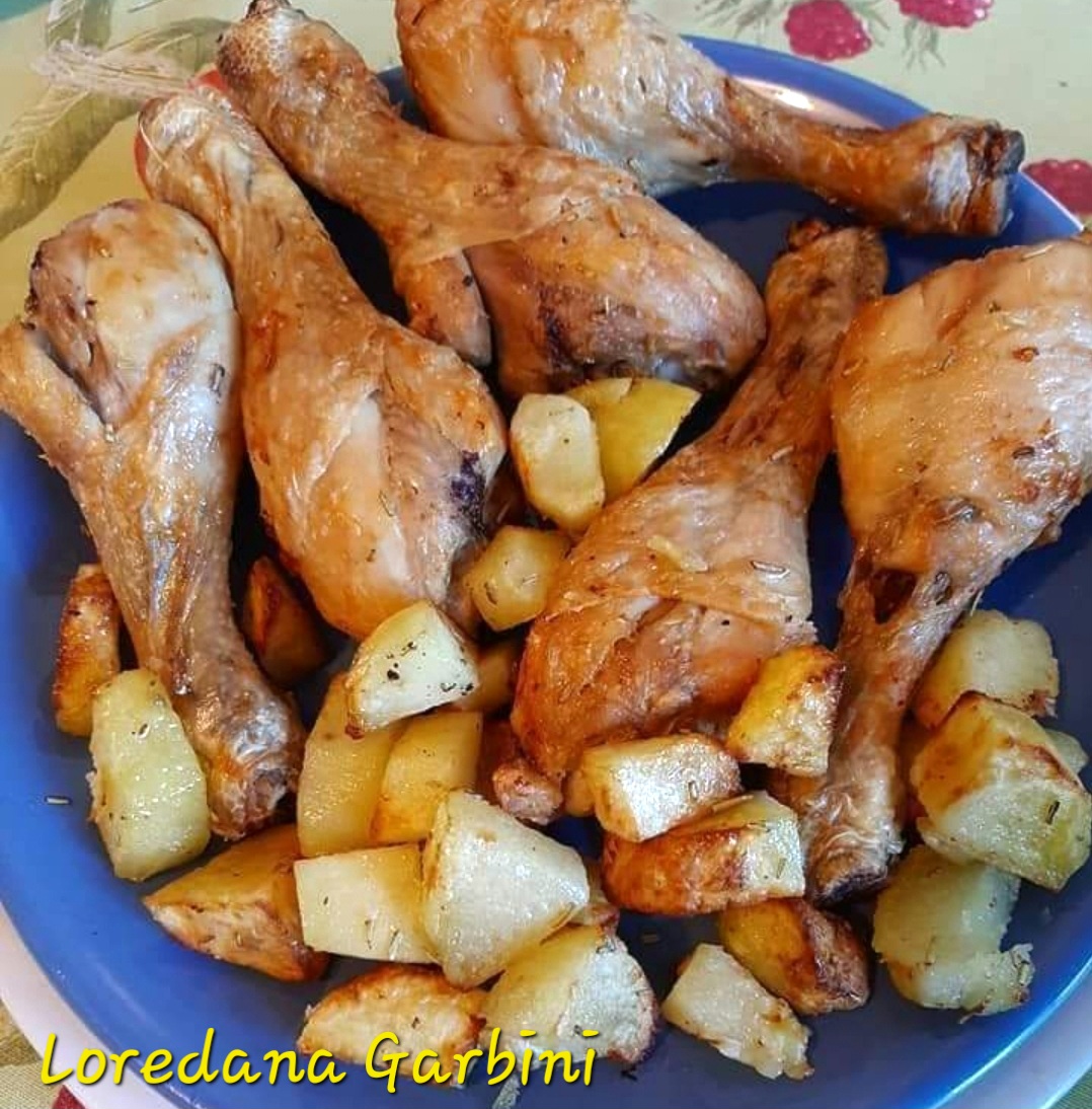 Cosce di pollo con patate in friggitrice ad aria, così buone non l ...